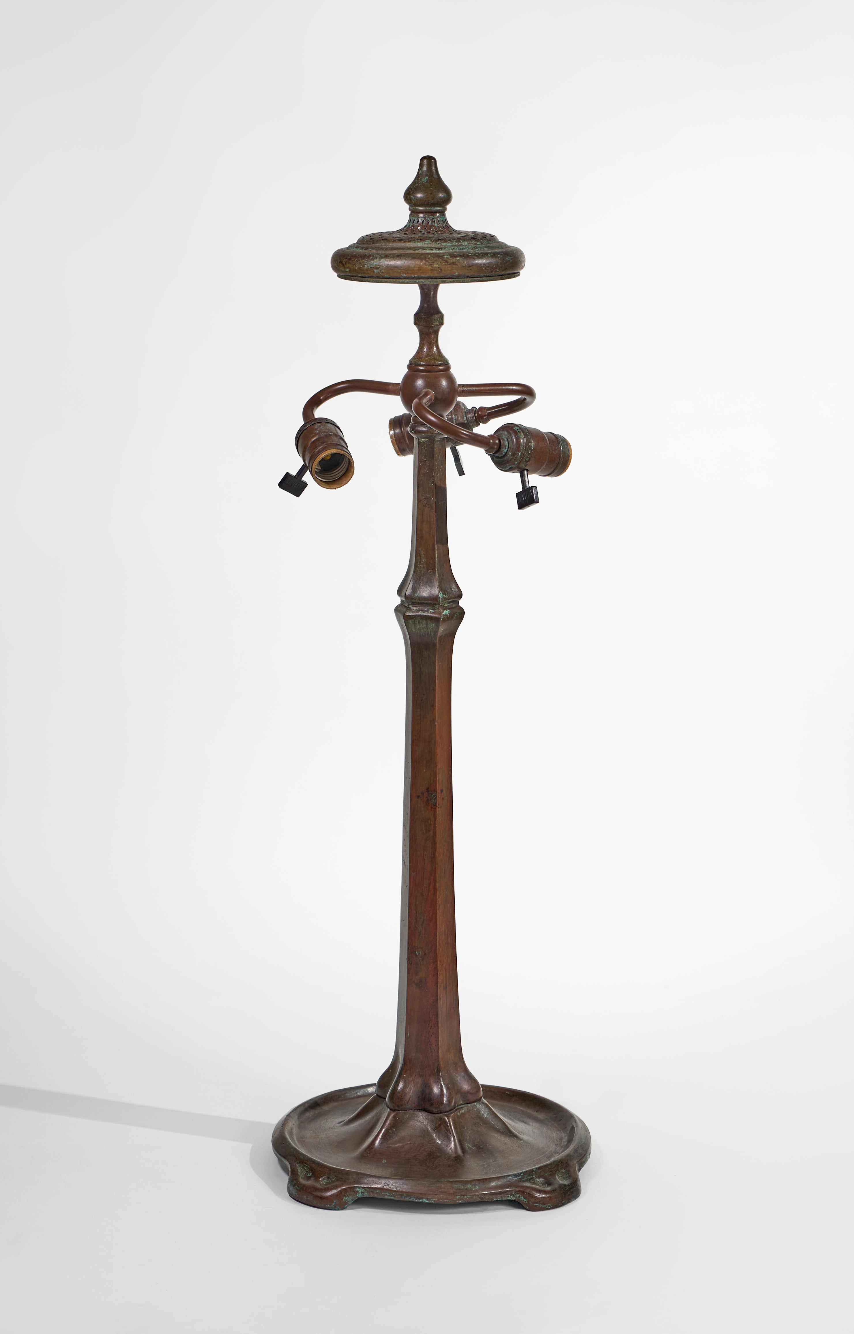 Koting Studio Large Stick Base | Tiffany Reproduction Hardware